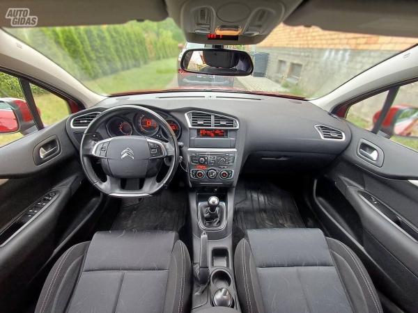 Sarkans Citroen C4 2013 Radviliškis, ar dzinēja tilpumu 1.60 L un nobraukumu 139 tūkst. km par 3600 €, foto 9 vietnē AUTOMOTO.COM.LV