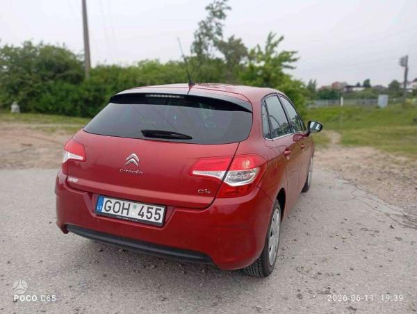 Red Citroen C4 2013 in Siauliai, with an engine capacity of 1.60 L and mileage of 185 thousand km for 3900 €, photo 8 on AUTOMOTO.COM.LV