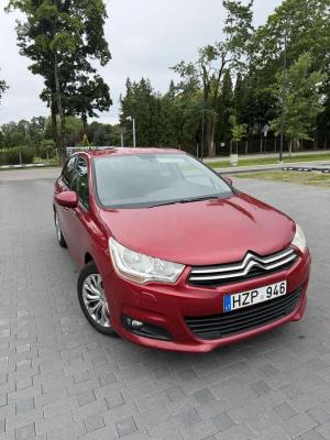 Red Citroen C4 2013 in Kaunas, with an engine capacity of 1.56 L and mileage of 245 thousand km for 1899 €, photo 3 on AUTOMOTO.COM.LV