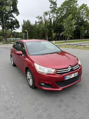 Red Citroen C4 2013 in Kaunas, with an engine capacity of 1.56 L and mileage of 245 thousand km for 1899 €, photo 5 on AUTOMOTO.COM.LV