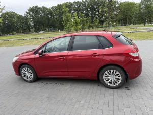 Red Citroen C4 2013 in Kaunas, with an engine capacity of 1.56 L and mileage of 245 thousand km for 1899 €, photo 6 on AUTOMOTO.COM.LV