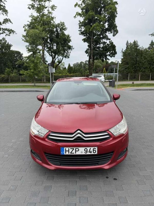 Sarkans Citroen C4 2013 Kauņa, ar dzinēja tilpumu 1.56 L un nobraukumu 235 tūkst. km par 1850 €, foto 4 vietnē AUTOMOTO.COM.LV