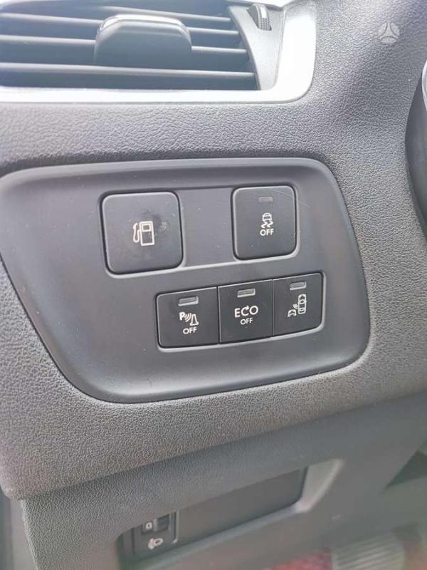 Sarkans Citroen C4 2015 Tauragė, ar dzinēja tilpumu 1.56 L un nobraukumu 272 tūkst. km par 5000 €, foto 7 vietnē AUTOMOTO.COM.LV