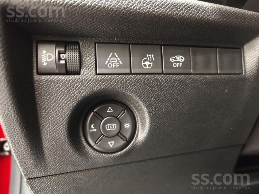 Red Citroen C4 2021 in Riga, with an engine capacity of 1.50 L and mileage of 76 thousand km for 15990 €, photo 18 on AUTOMOTO.COM.LV