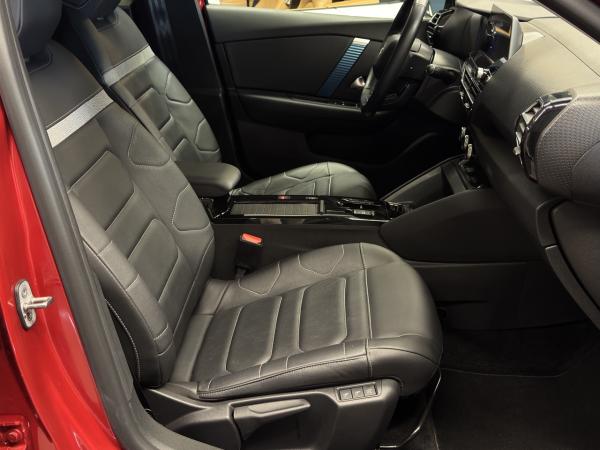 Red Citroen C4 2021 in Riga, with an engine capacity of 0.00 L and mileage of 103 thousand km for 19990 €, photo 10 on AUTOMOTO.COM.LV