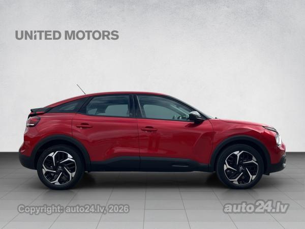 Sarkans Citroen C4 2021 Tallina, ar dzinēja tilpumu 1.20 L un nobraukumu 74 tūkst. km par 12900 €, foto 7 vietnē AUTOMOTO.COM.LV