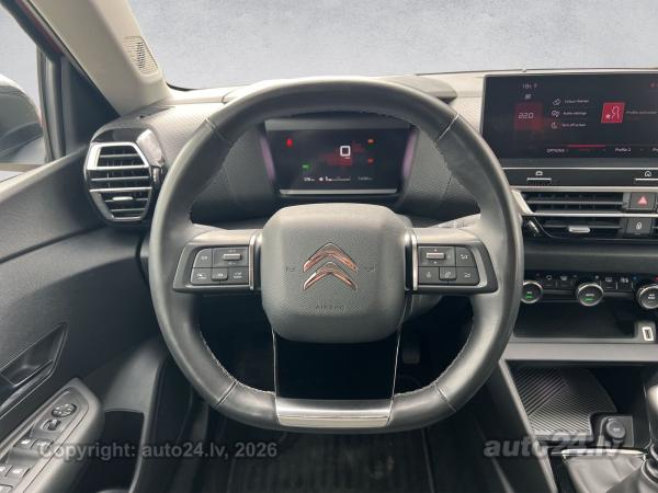 Sarkans Citroen C4 2021 Tallina, ar dzinēja tilpumu 1.20 L un nobraukumu 74 tūkst. km par 12900 €, foto 10 vietnē AUTOMOTO.COM.LV