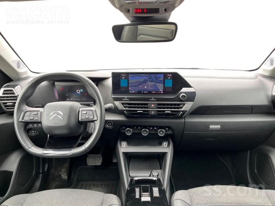 Red Citroen C4 2022 in Riga, with an engine capacity of 1.50 L and mileage of 59 thousand km for 16490 €, photo 9 on AUTOMOTO.COM.LV