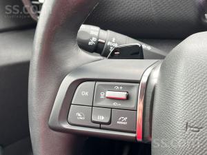 Red Citroen C4 2022 in Riga, with an engine capacity of 1.50 L and mileage of 59 thousand km for 16490 €, photo 17 on AUTOMOTO.COM.LV