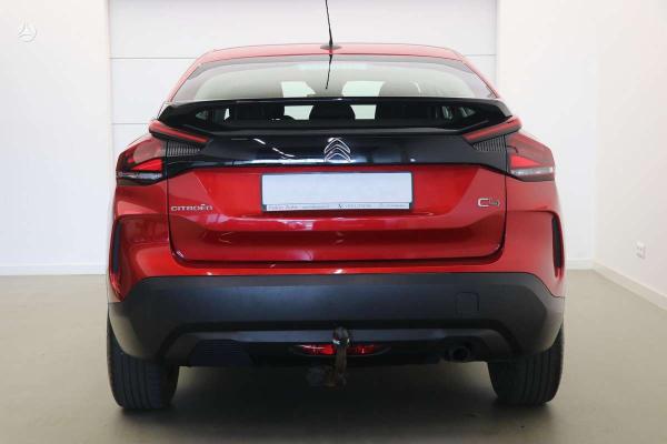 Red Citroen C4 2022 in Vilnius, with an engine capacity of 1.20 L and mileage of 75 thousand km for 9400 €, photo 6 on AUTOMOTO.COM.LV