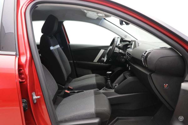 Red Citroen C4 2022 in Vilnius, with an engine capacity of 1.20 L and mileage of 75 thousand km for 9400 €, photo 8 on AUTOMOTO.COM.LV