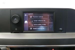 Sarkans Citroen C4 2022 Viļņa, ar dzinēja tilpumu 1.20 L un nobraukumu 75 tūkst. km par 9400 €, foto 20 vietnē AUTOMOTO.COM.LV