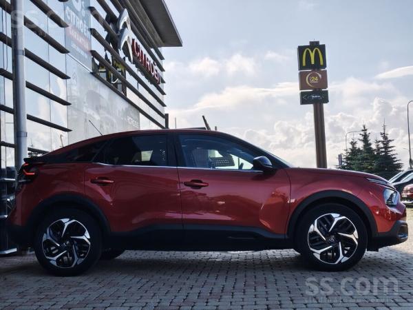 Sarkans Citroen C4 2022 Rīga, ar dzinēja tilpumu 1.50 L un nobraukumu 63 tūkst. km par 16900 €, foto 4 vietnē AUTOMOTO.COM.LV