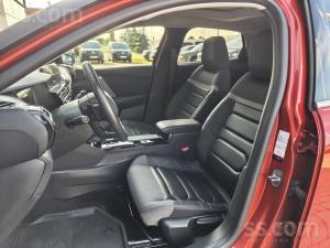 Red Citroen C4 2022 in Riga, with an engine capacity of 1.50 L and mileage of 63 thousand km for 16900 €, photo 10 on AUTOMOTO.COM.LV