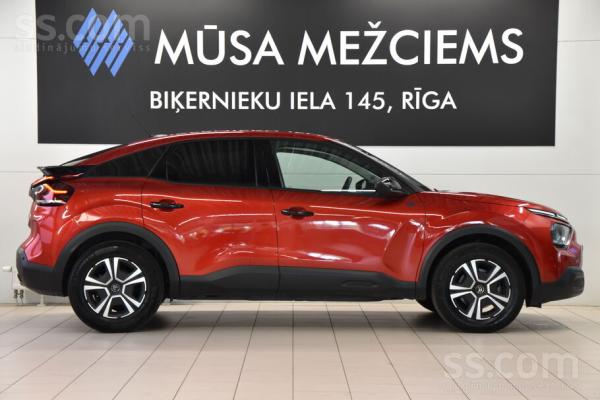 Sarkans Citroen C4 2022 Rīga, ar dzinēja tilpumu 1.60 L un nobraukumu 61 tūkst. km par 18500 €, foto 4 vietnē AUTOMOTO.COM.LV