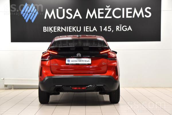 Sarkans Citroen C4 2022 Rīga, ar dzinēja tilpumu 1.20 L un nobraukumu 66 tūkst. km par 15490 €, foto 7 vietnē AUTOMOTO.COM.LV