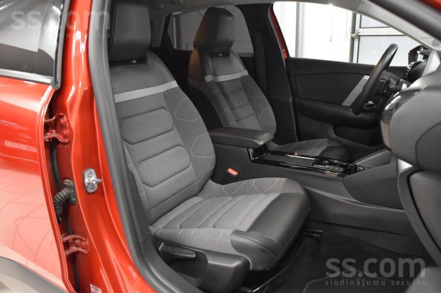Sarkans Citroen C4 2022 Rīga, ar dzinēja tilpumu 1.20 L un nobraukumu 66 tūkst. km par 15490 €, foto 17 vietnē AUTOMOTO.COM.LV