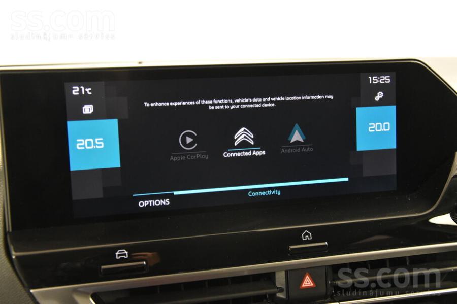 Sarkans Citroen C4 2022 Rīga, ar dzinēja tilpumu 1.20 L un nobraukumu 66 tūkst. km par 15490 €, foto 24 vietnē AUTOMOTO.COM.LV