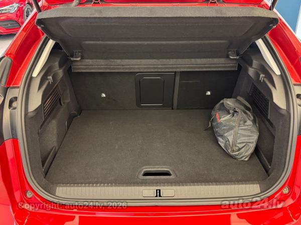 Sarkans Citroen C4 2022 Tallina, ar dzinēja tilpumu 1.50 L un nobraukumu 125 tūkst. km par 14900 €, foto 6 vietnē AUTOMOTO.COM.LV
