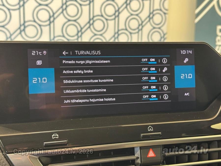Красный Ситроен С4 2022 в Таллин, объемом двигателя 1.50 л и пробегом 125 тыс. км за 14900 €, фото 16 на AUTOMOTO.COM.LV