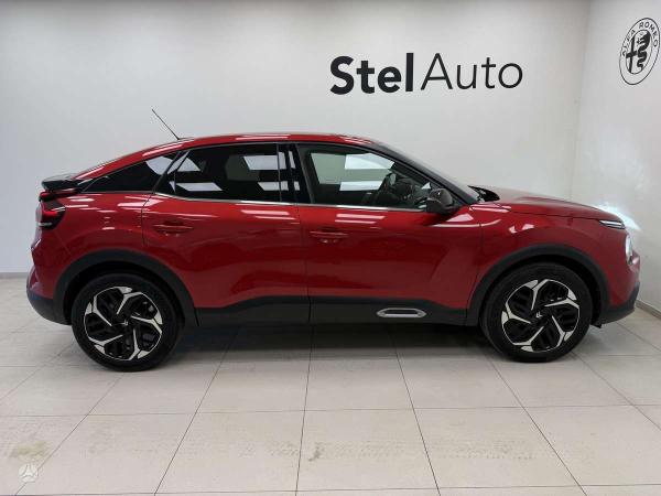 Red Citroen C4 2023 in Vilnius, with an engine capacity of 1.20 L and mileage of 49 thousand km for 17490 €, photo 6 on AUTOMOTO.COM.LV