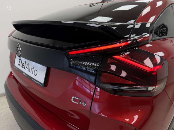 Red Citroen C4 2023 in Vilnius, with an engine capacity of 1.20 L and mileage of 49 thousand km for 17490 €, photo 8 on AUTOMOTO.COM.LV