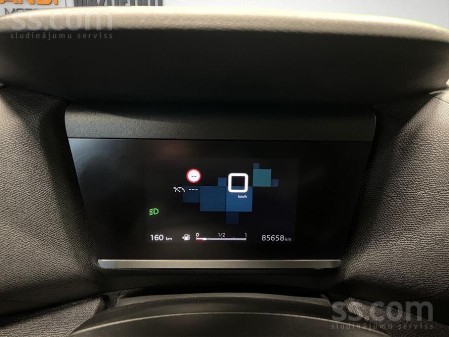 Sarkans Citroen C4 2023 Rīga, ar dzinēja tilpumu 1.20 L un nobraukumu 86 tūkst. km par 13990 €, foto 13 vietnē AUTOMOTO.COM.LV
