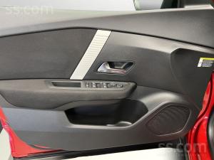 Sarkans Citroen C4 2023 Rīga, ar dzinēja tilpumu 1.20 L un nobraukumu 86 tūkst. km par 13990 €, foto 14 vietnē AUTOMOTO.COM.LV