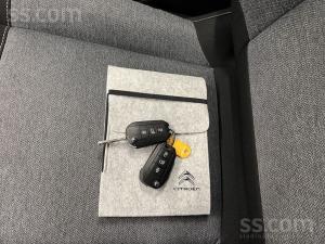 Sarkans Citroen C4 2023 Rīga, ar dzinēja tilpumu 1.20 L un nobraukumu 86 tūkst. km par 13990 €, foto 22 vietnē AUTOMOTO.COM.LV
