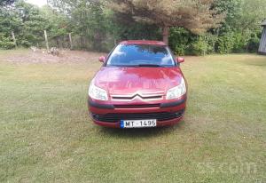 Red Citroen C4 2008 in Talsi, with an engine capacity of 1.60 L and mileage of 352 thousand km for 998 €, photo 8 on AUTOMOTO.COM.LV