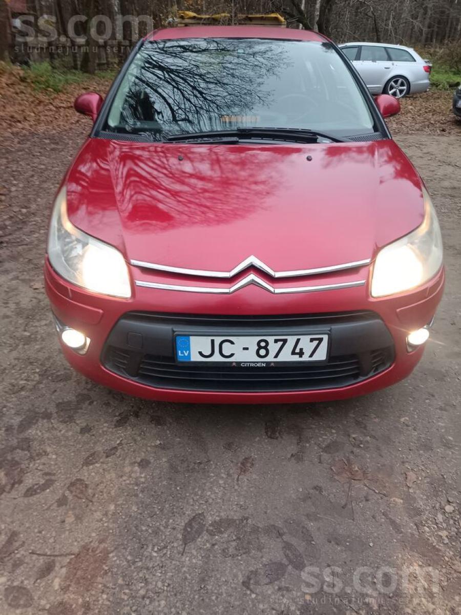 Red Citroen C4 2009 in Riga, with an engine capacity of 1.60 L and mileage of 0 thousand km for 1360 €, photo 5 on AUTOMOTO.COM.LV