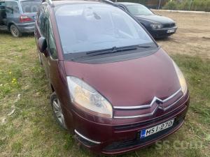 Red Citroen C4 2009 in Riga, with an engine capacity of 2.00 L and mileage of 0 thousand km for 950 €, photo  on AUTOMOTO.COM.LV