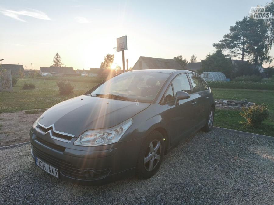 Citroen C4 2005 Joniškis, ar dzinēja tilpumu 1.50 L un nobraukumu 270 tūkst. km par 650 €, foto 1 vietnē AUTOMOTO.COM.LV