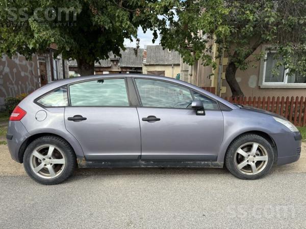 Violets Citroen C4 2006 Liepāja, ar dzinēja tilpumu 1.60 L un nobraukumu 340 tūkst. km par 480 €, foto 1 vietnē AUTOMOTO.COM.LV