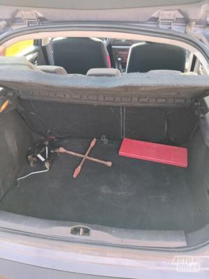 Violets Citroen C4 2008 Mažeikiai, ar dzinēja tilpumu 1.60 L un nobraukumu 295 tūkst. km par 1300 €, foto 11 vietnē AUTOMOTO.COM.LV