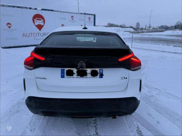 White Citroen C4 2021 in Taurage, with an engine capacity of 1.50 L and mileage of 273 thousand km for 9600 €, photo 3 on AUTOMOTO.COM.LV