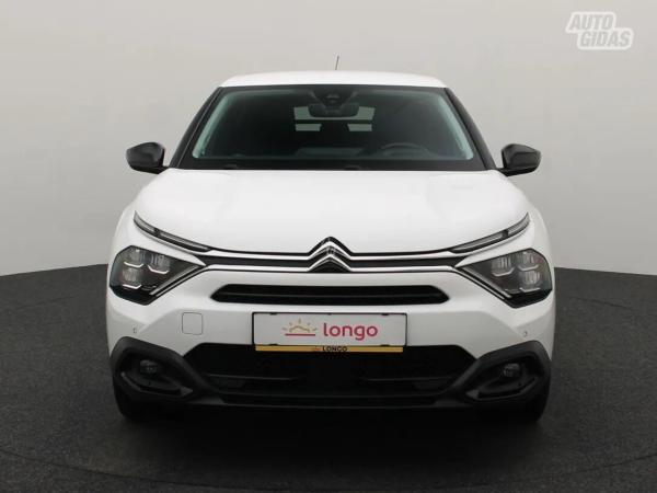 White Citroen C4 2021 in Vilnius, with an engine capacity of 1.20 L and mileage of 144 thousand km for 12999 €, photo 3 on AUTOMOTO.COM.LV