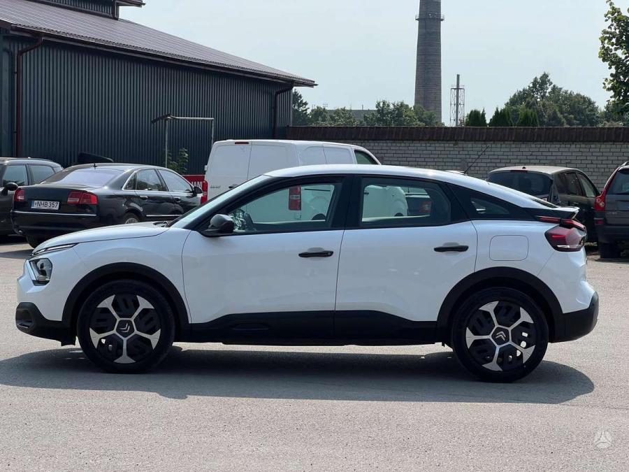 White Citroen C4 2021 in Taurage, with an engine capacity of 1.50 L and mileage of 182 thousand km for 8300 €, photo 8 on AUTOMOTO.COM.LV