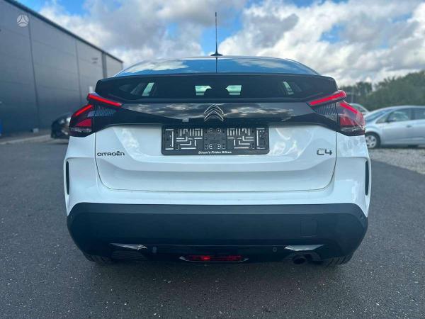 Balts Citroen C4 2021 Marijampole, ar dzinēja tilpumu 1.50 L un nobraukumu 115 tūkst. km par 11950 €, foto 6 vietnē AUTOMOTO.COM.LV