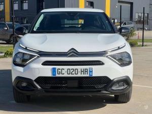 White Citroen C4 2021 in Klaipeda, with an engine capacity of 1.50 L and mileage of 179 thousand km for 8800 €, photo 8 on AUTOMOTO.COM.LV