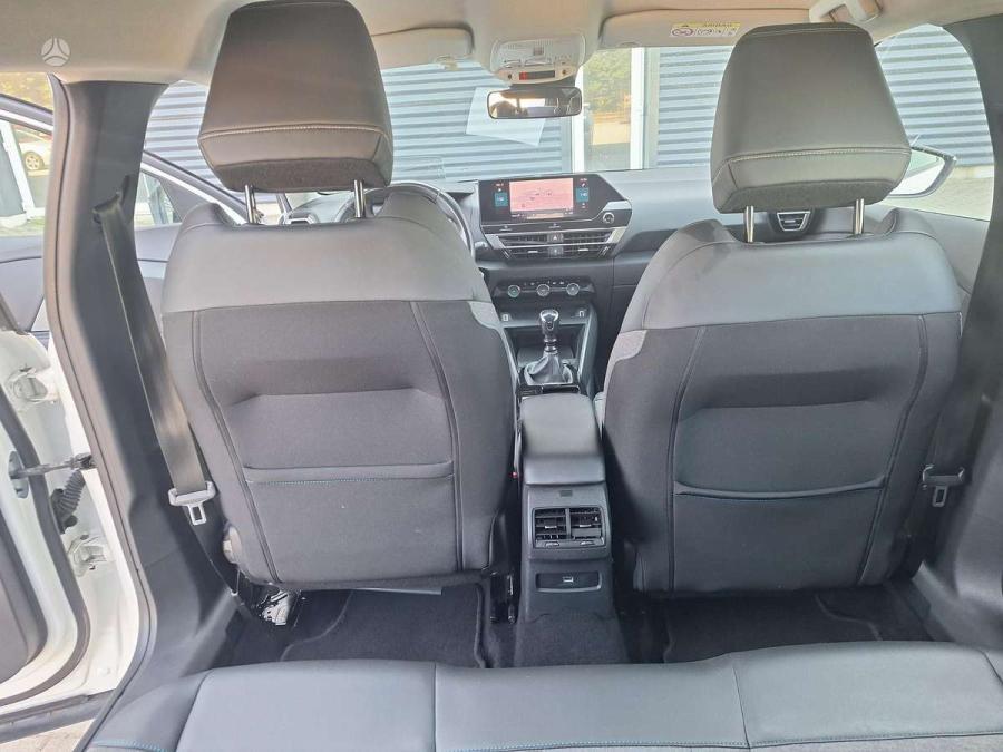 Balts Citroen C4 2022 Tauragė, ar dzinēja tilpumu 1.50 L un nobraukumu 180 tūkst. km par 8700 €, foto 22 vietnē AUTOMOTO.COM.LV