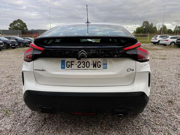 Balts Citroen C4 2022 Marijampole, ar dzinēja tilpumu 1.50 L un nobraukumu 198 tūkst. km par 10500 €, foto 8 vietnē AUTOMOTO.COM.LV