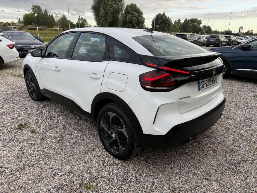 Balts Citroen C4 2022 Marijampole, ar dzinēja tilpumu 1.50 L un nobraukumu 198 tūkst. km par 11737 €, foto 4 vietnē AUTOMOTO.COM.LV