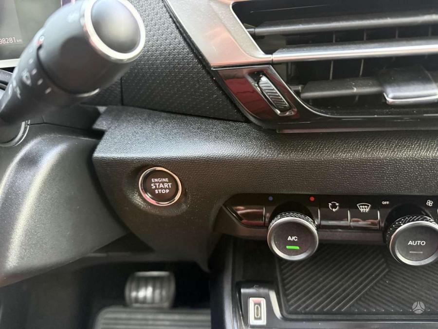 Balts Citroen C4 2022 Marijampole, ar dzinēja tilpumu 1.50 L un nobraukumu 198 tūkst. km par 11737 €, foto 15 vietnē AUTOMOTO.COM.LV