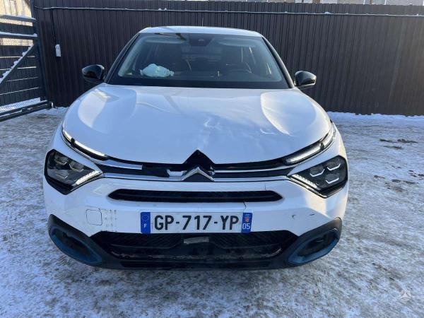 Balts Citroen C4 2023 Kauņa, ar dzinēja tilpumu 0.00 L un nobraukumu 17 tūkst. km par 9800 €, foto 3 vietnē AUTOMOTO.COM.LV