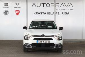 Белый Ситроен С4 2023 в Рига, объемом двигателя 1.20 л и пробегом 21 тыс. км за 17990 €, фото 3 на AUTOMOTO.COM.LV