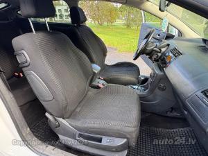 White Citroen C4 2007 in Rapla, with an engine capacity of 1.60 L and mileage of 240 thousand km for 1000 €, photo 12 on AUTOMOTO.COM.LV