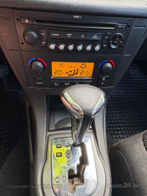 White Citroen C4 2007 in Rapla, with an engine capacity of 1.60 L and mileage of 240 thousand km for 1000 €, photo 15 on AUTOMOTO.COM.LV