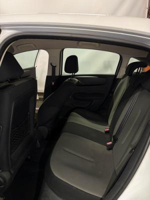 Balts Citroen C4 2008 Tallina, ar dzinēja tilpumu 0.00 L un nobraukumu 217 tūkst. km par 1200 €, foto 16 vietnē AUTOMOTO.COM.LV