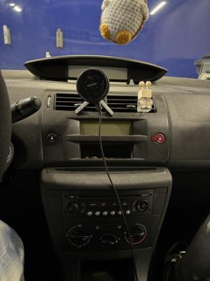 Balts Citroen C4 2008 Tallina, ar dzinēja tilpumu 0.00 L un nobraukumu 217 tūkst. km par 1200 €, foto 23 vietnē AUTOMOTO.COM.LV